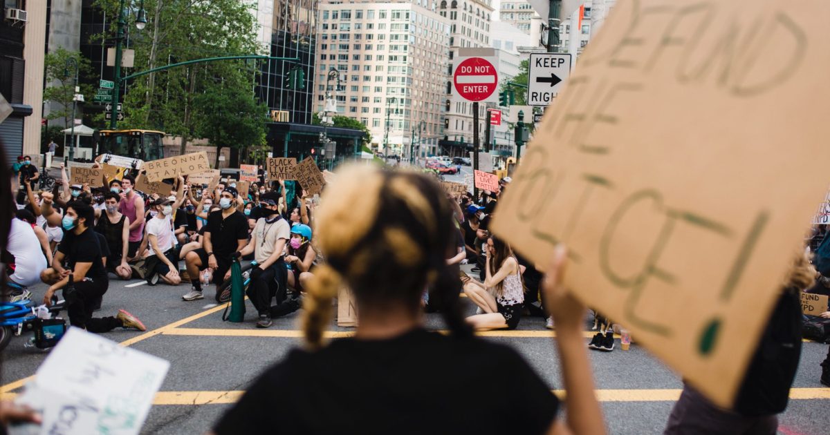 Would ‘Defund the Police’ Work in the UK? | Tom Kemp & Koshka Duff ...