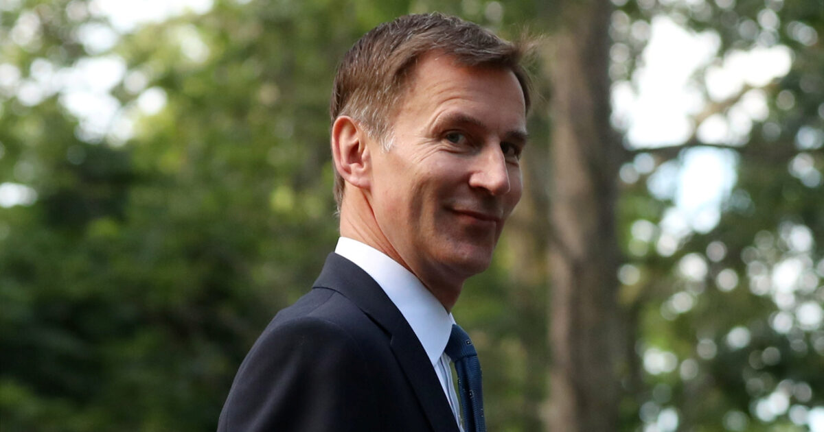 Jeremy Hunt Is Desperate to Ditch the Energy Price Cap. Too Bad His Own ...