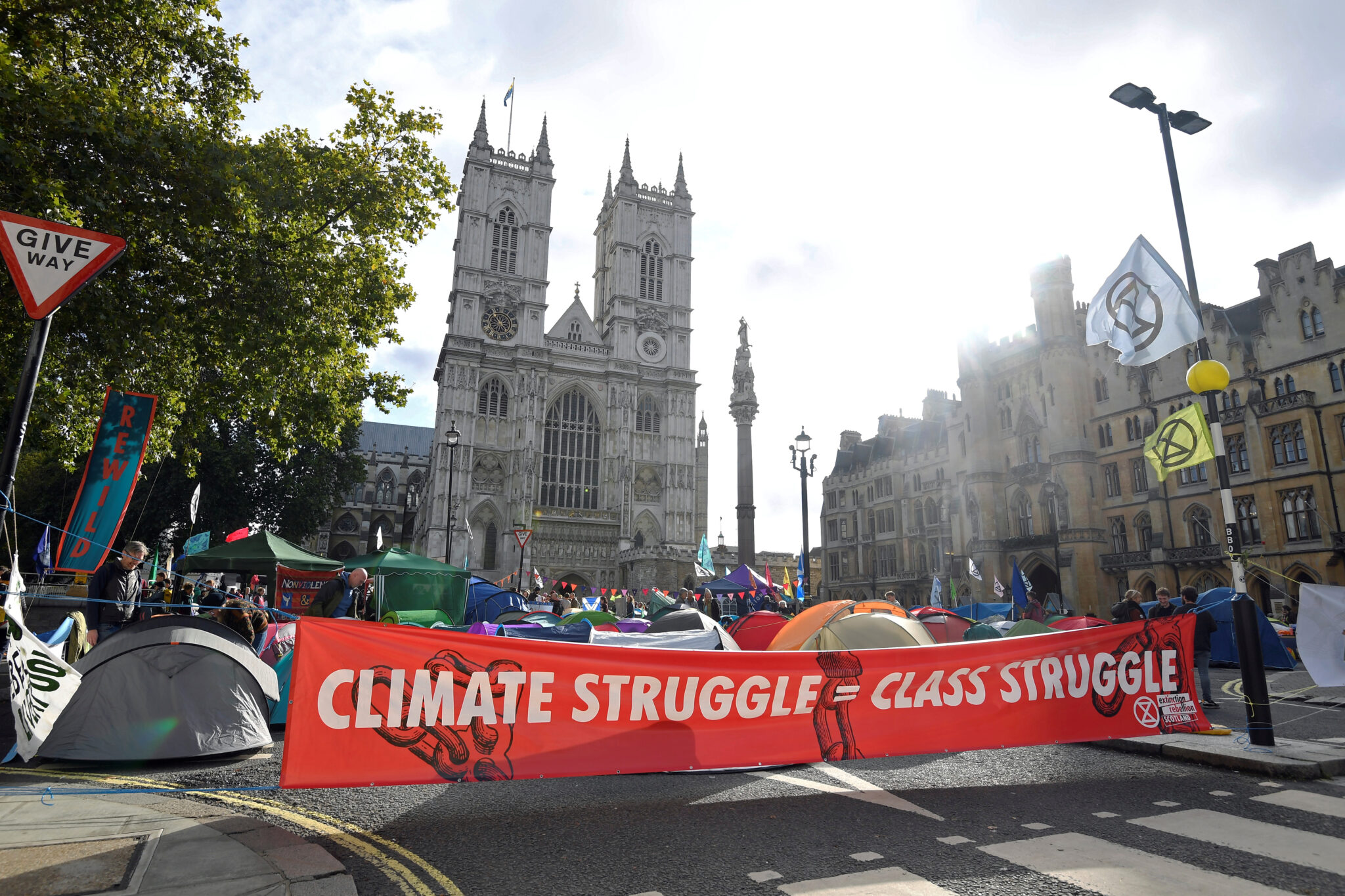 Is Extinction Rebellion Still ‘Beyond Politics’? | Novara Media