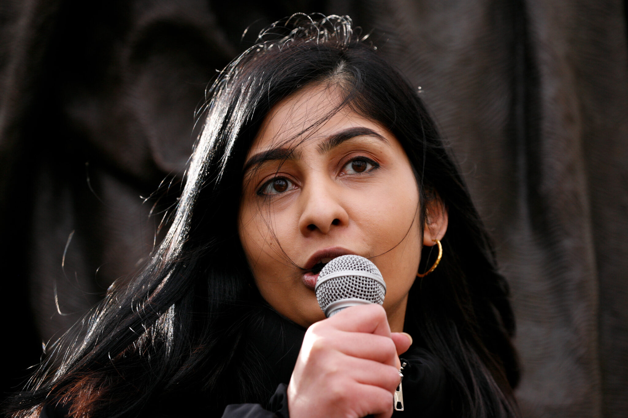 Слив isabel yvonne met by an appealing seemingly Asian who